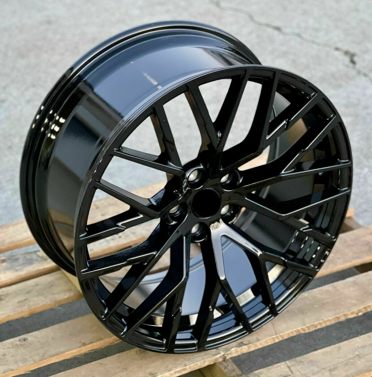 19" Wheels For Audi A4 A5 S4 A6 A8 VW Passat 19x8.5 +32 5x112 Gloss Bl ...