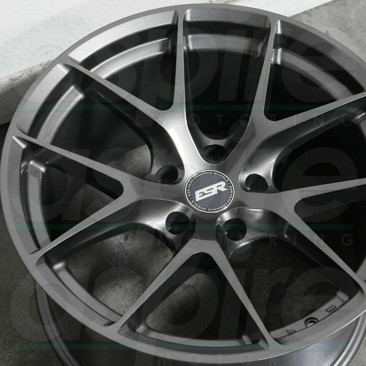 ESR RF2 18x9.5 / 18x10.5 5x114.3 +22 Graphite Staggered Wheels 18 In R ...