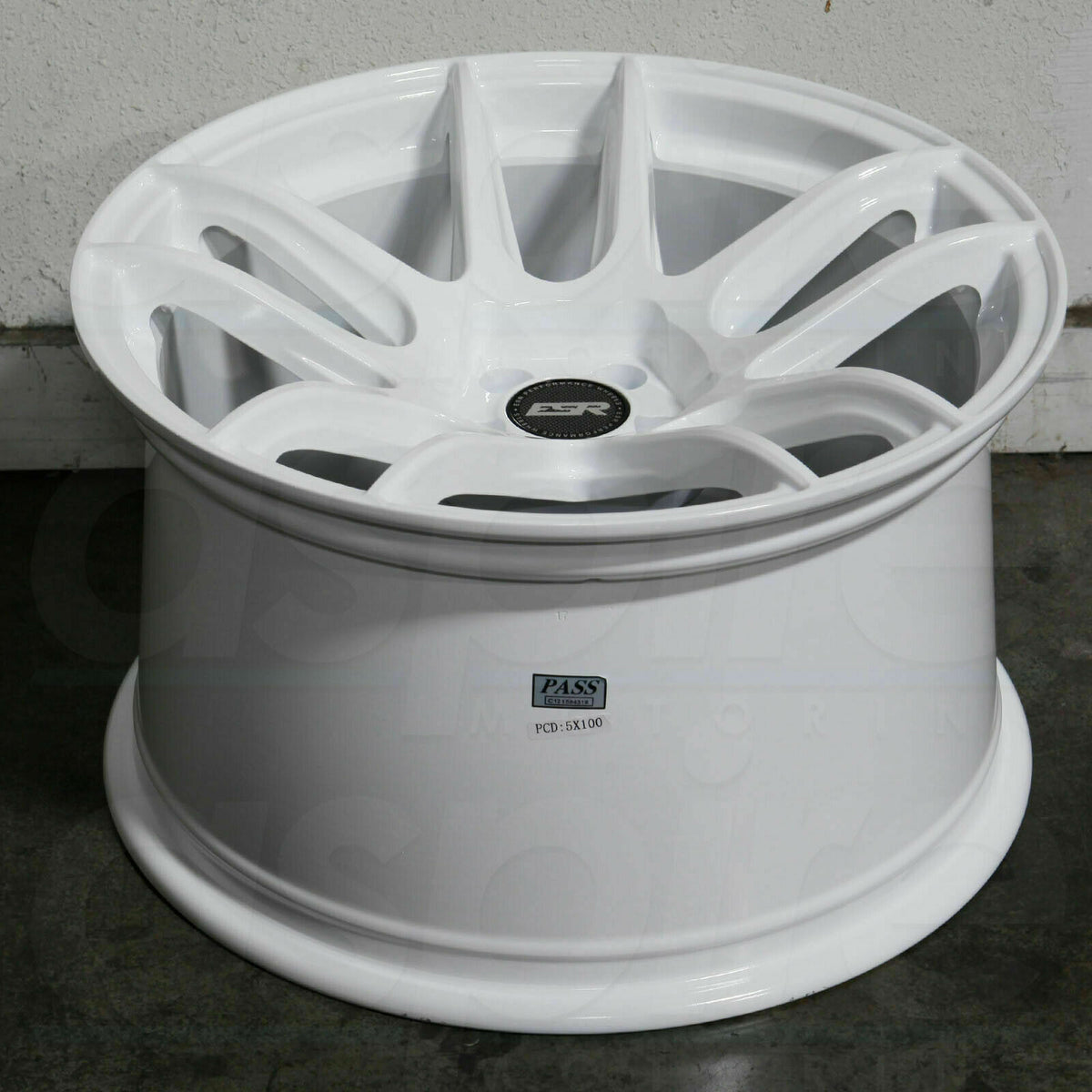 18x10.5 5x114.3 +22 ESR CS8 Wheels Gloss White 18 Inch Concave Rims Se ...