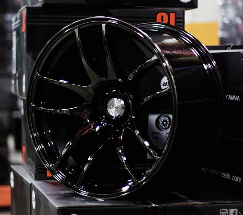 ESR SR08 Gloss Black Deep Concave Wheels 18x10.5 +22 5x114.3 Rims 18 I ...